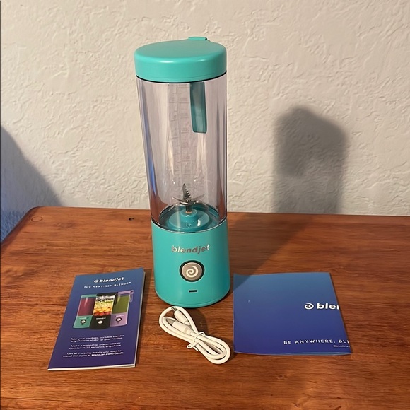 Blend Jet | Kitchen | New Blendjet Portable Blender Teal | Poshmark
